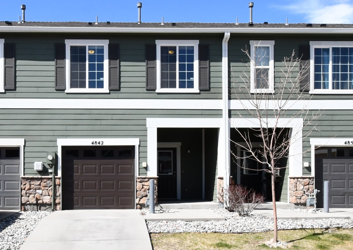 SOLD: 4842 Painted Sky View – Andrea Rowley │ ERA Shields